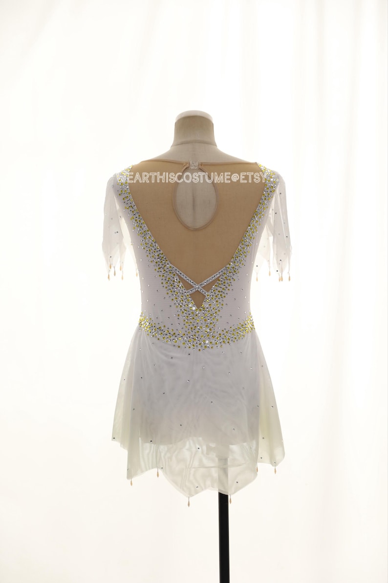 WITTE kunstschaatsjurk: aangepast ijsdanskostuum - Etsy België