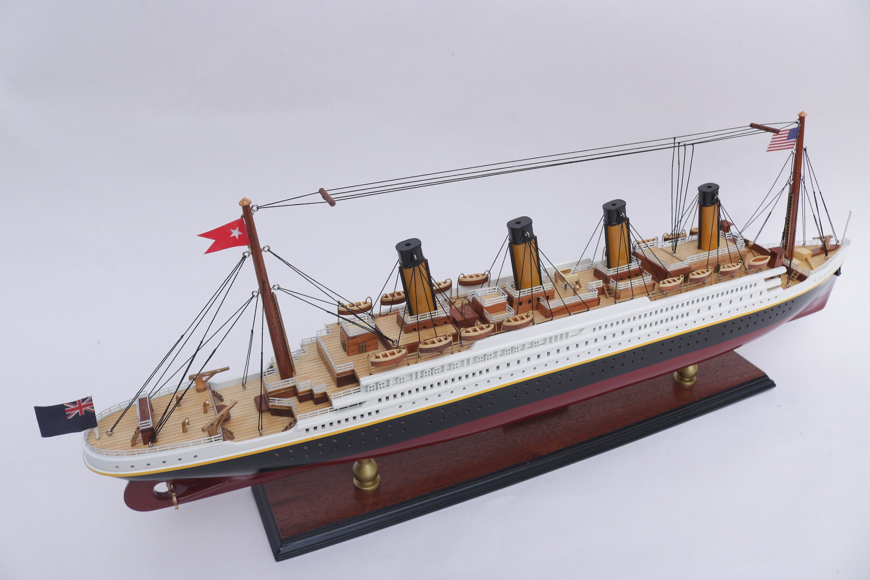 RMS Titanic Ship Model Handcrafted Wooden Cruise Models, Tall Ships ...