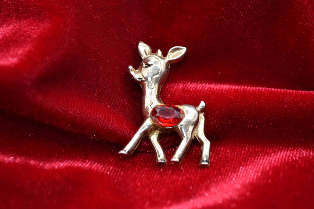 Vintage Rudolph Reindeer Red Stone Pendant Brooch Silver Tone - Etsy