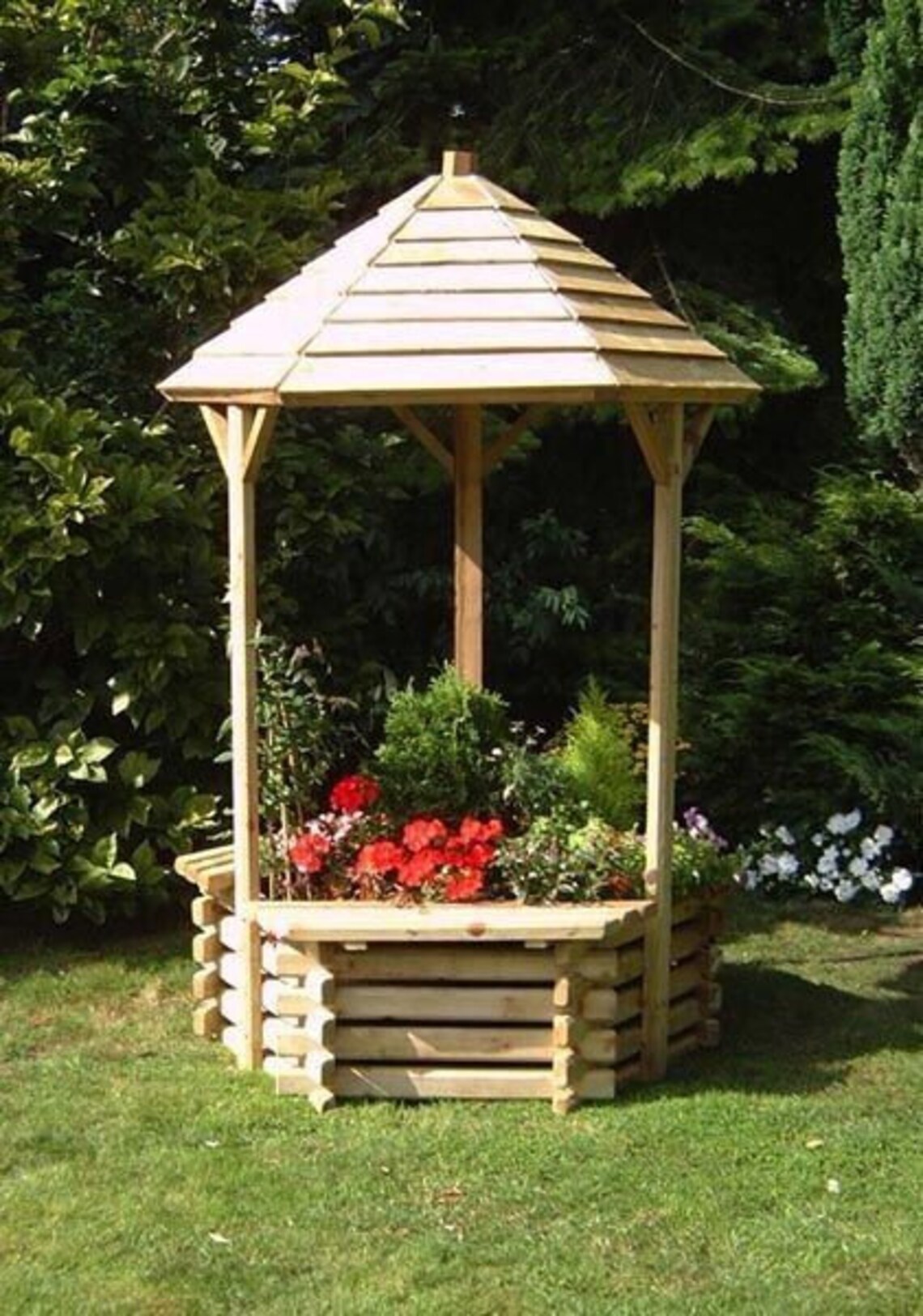 Wishing Well Planter 6ft 7 With Fabric Soil Retainer Outdoor Garden ...