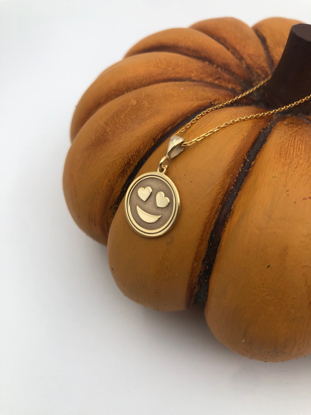 14K Gold Smiley Necklace, Minimalist Happy Face Necklace, Dainty Emoji ...
