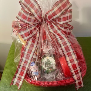 Christmas Baking Gift Basket, Kitchen Gift Basket, Christmas Kitchen ...