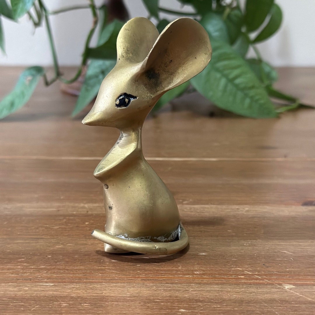 Vintage Brass Mouse Large Ears-patina. - Etsy