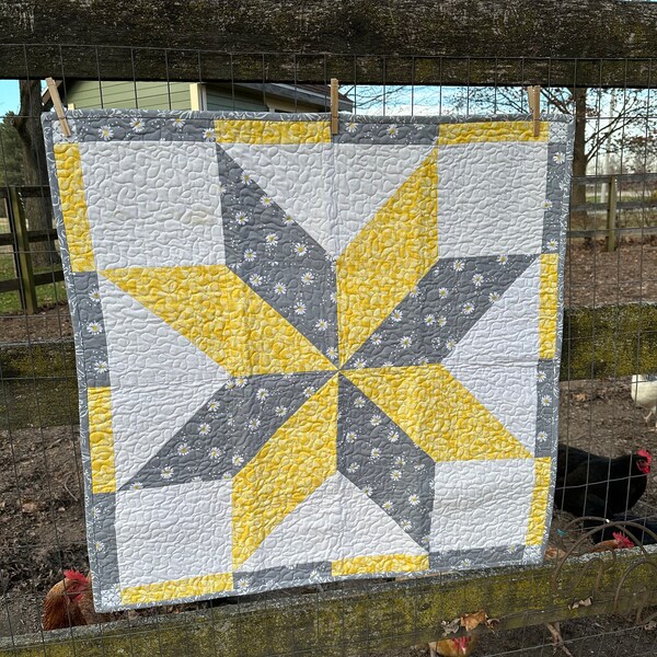 Yellow Star Quilt - Etsy