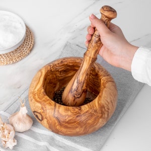 Handmade Olive Wood Mortar and Pestle: Personalized Kitchen Grinder - Etsy