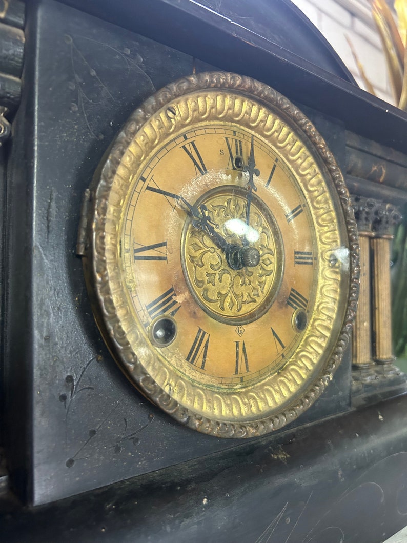 Antique WM.L Gilbert Mantel Clock - Etsy