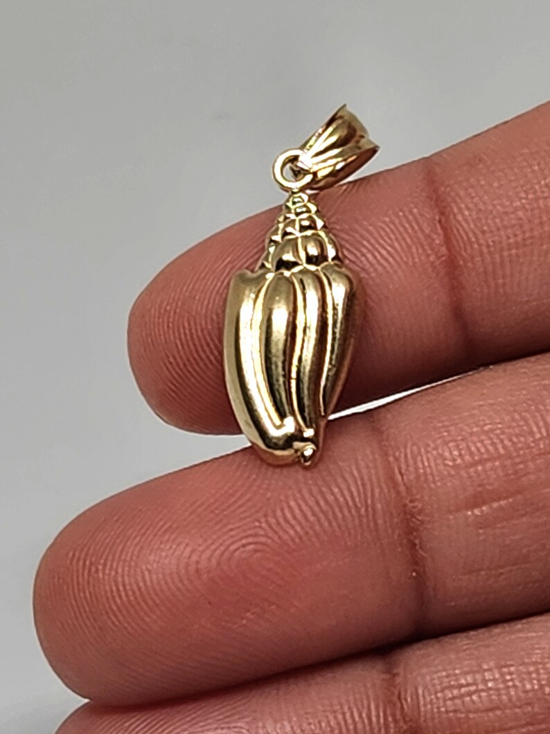 10K Real Gold Shell Charm, Gold Seashell, Beach Jewelry, Ocean Charm ...