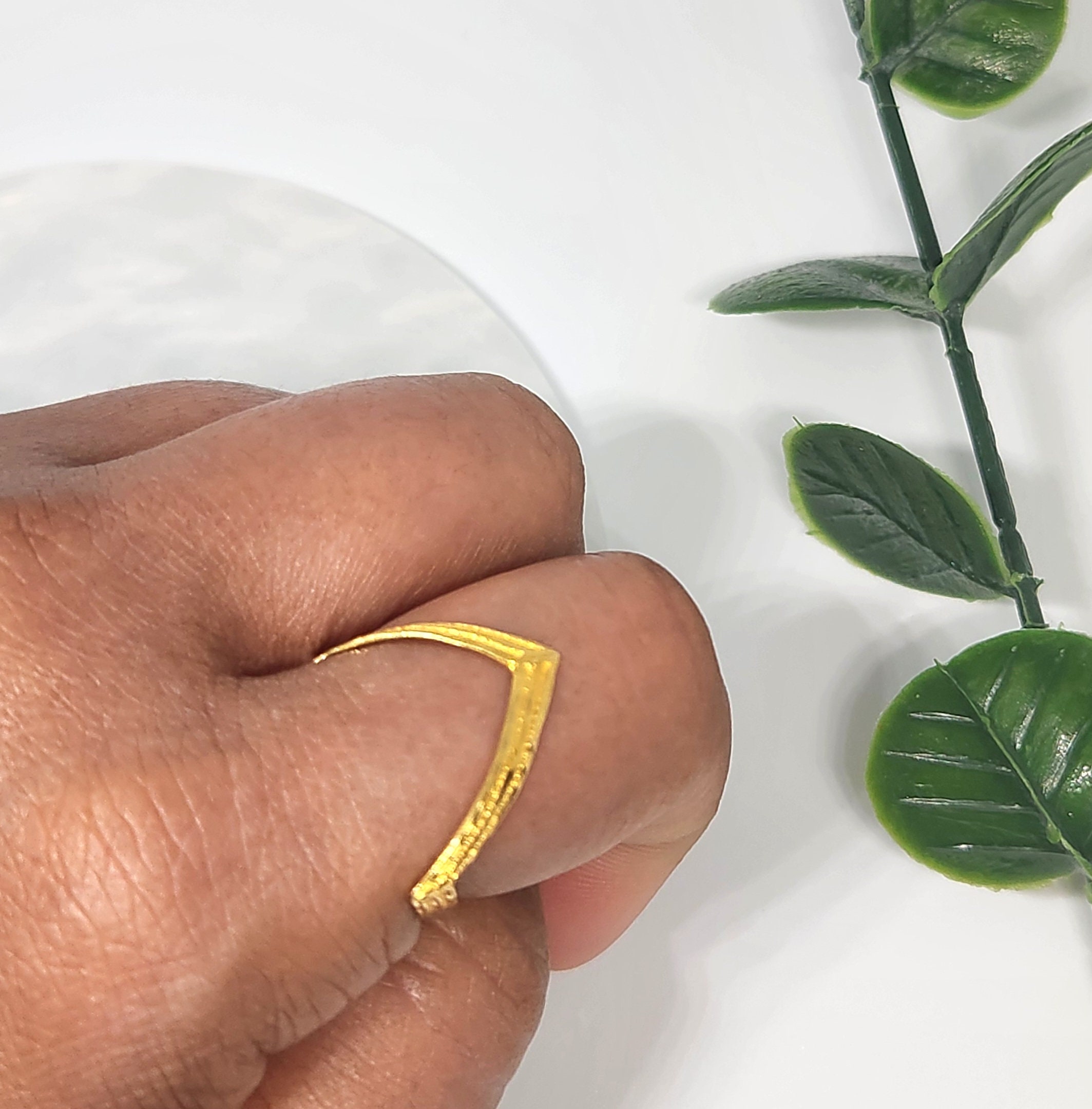 14K Genuine Solid Gold VINTAGE V Ring, Gold V Shaped Ring, Gold Index ...