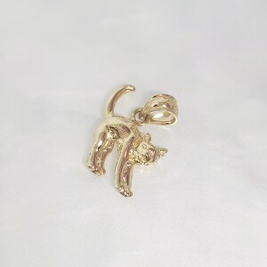 10K Yellow Gold Small Cat Charm, Dainty Charm, Gold Feline Cat Charm ...