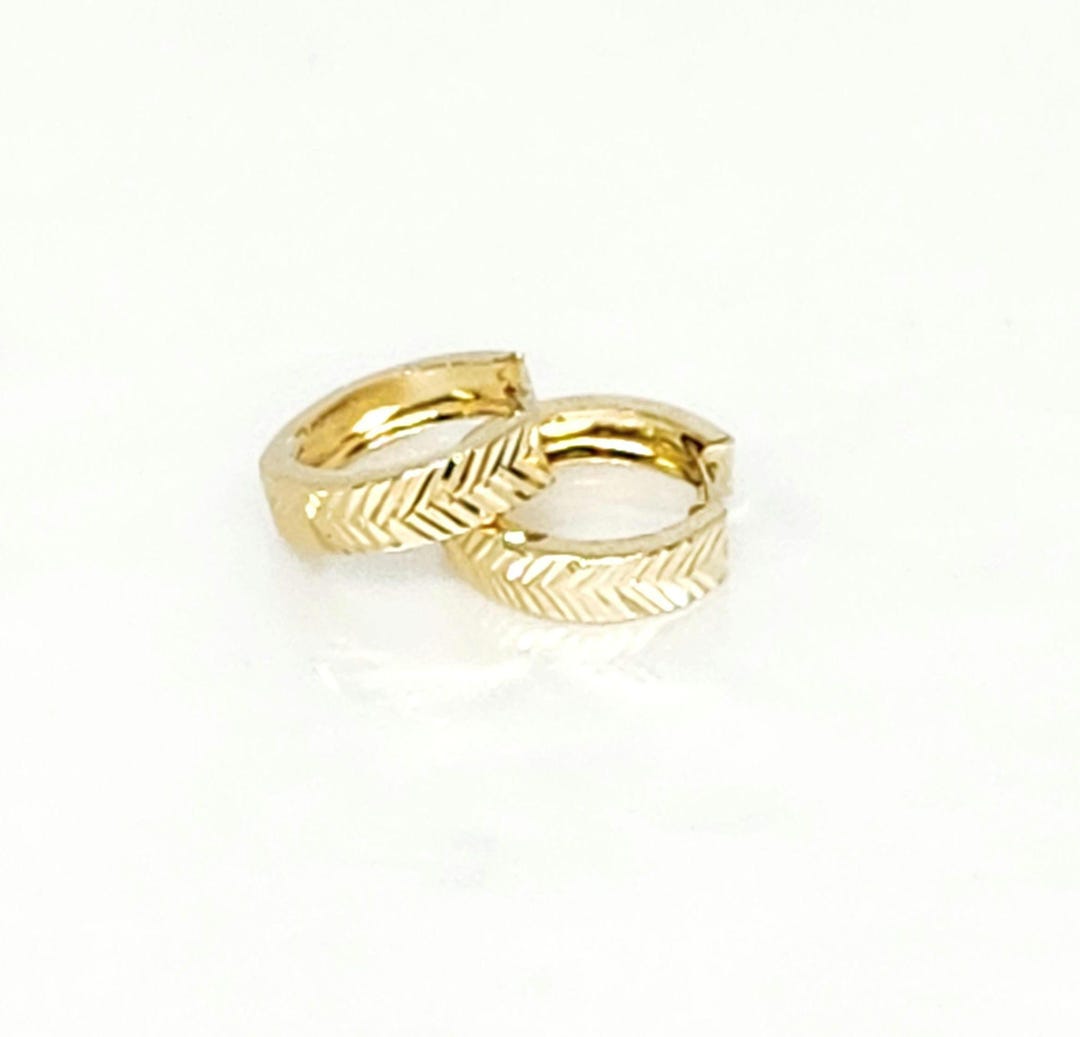 10K Yellow Gold Huggie Earring, Diamond Cut Huggies; Gold Hoop Earrings ...