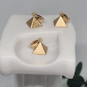 14K Real Gold Pyramid Charm, 3D Pyramid, Puff Charm, 3D Charm, Golf ...