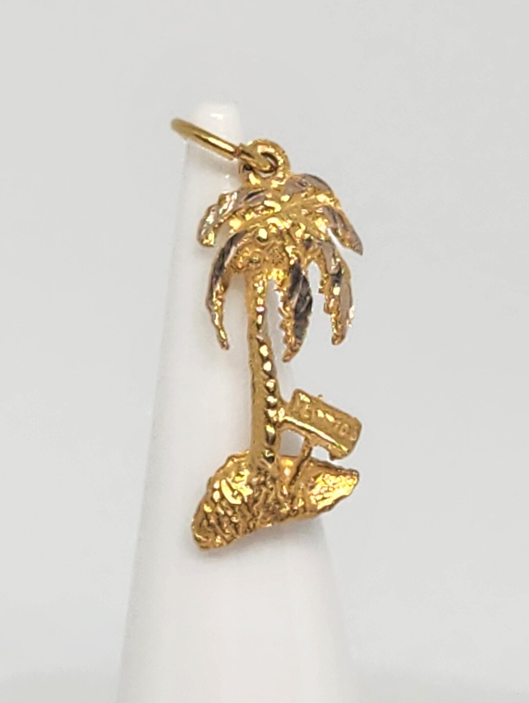 10K Real Gold Coconut Tree Charm, SOLID Gold Tree, Hand Carved Tree ...
