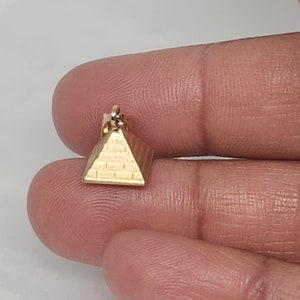 14K Real Gold Pyramid Charm, 3D Pyramid, Puff Charm, 3D Charm, Golf ...