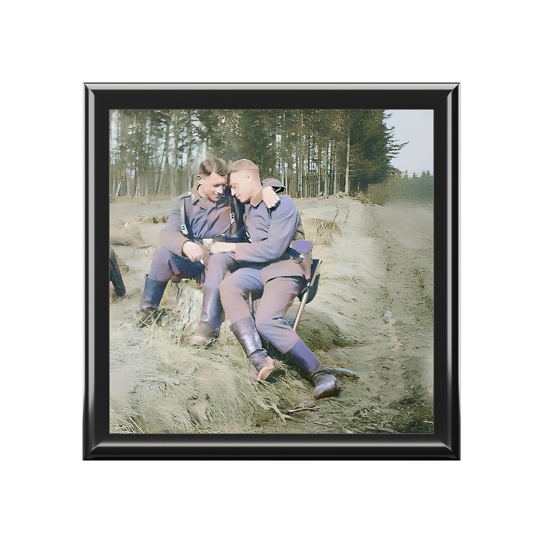 Keepsake Box Vingage Military Gay German Soldiers Affectionate Couple ...