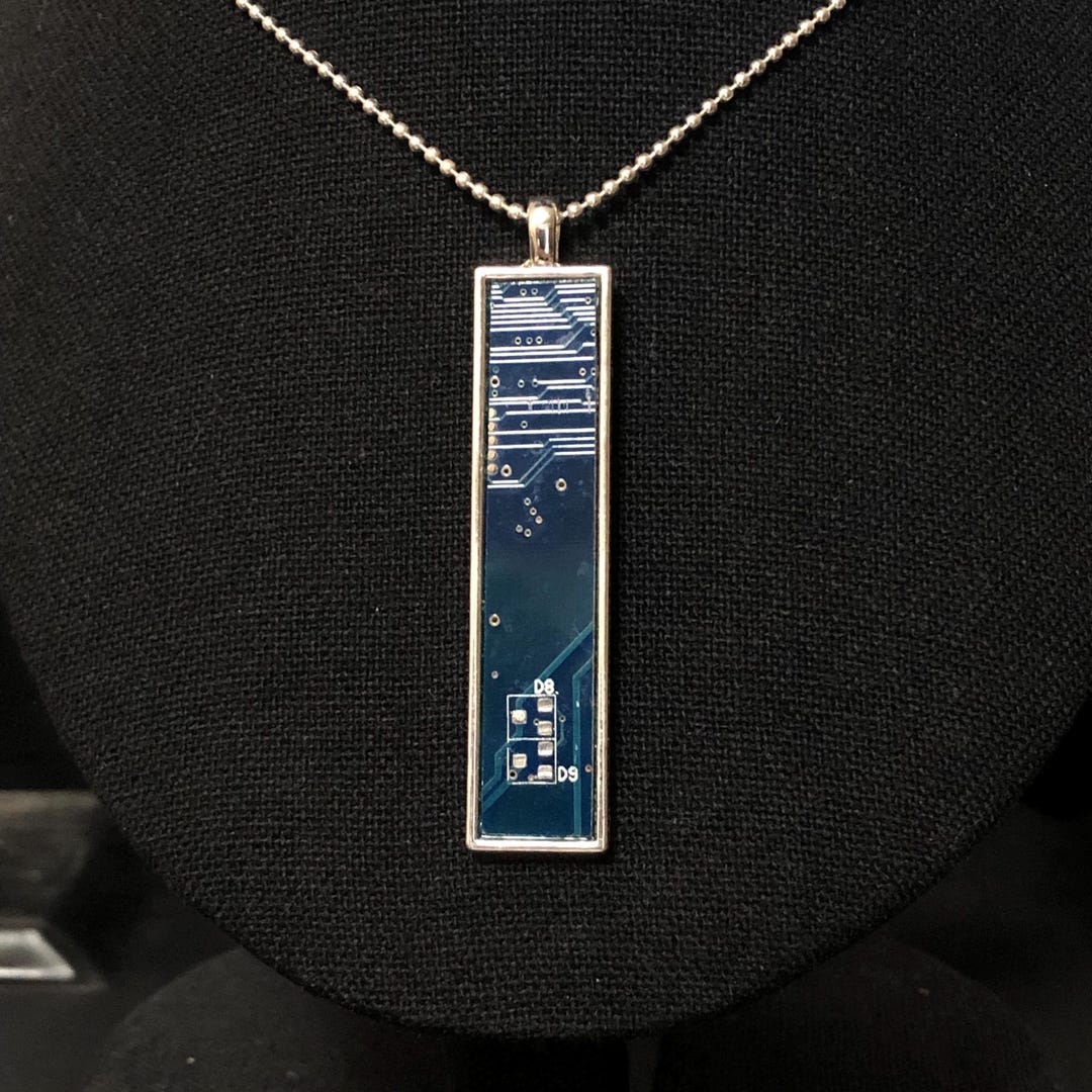 Small Tech Necklace (tech Neck) - Etsy
