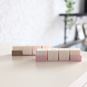 Perpetual Desk Calendar Cute Calendar Aesthetic Calendar Unique ...