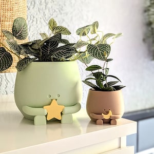 Plant Pot Happy Face Cosmic Star and Moon Universe Galaxy Decor Indoor ...