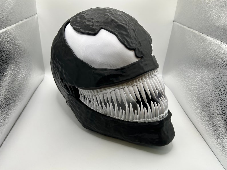 Poison (arachnid-man) 3D Printed Mask With Moving Jaw (physical ...