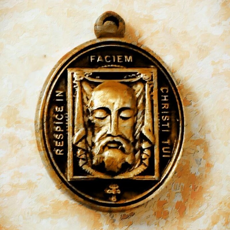 Holy Face Medal - Etsy