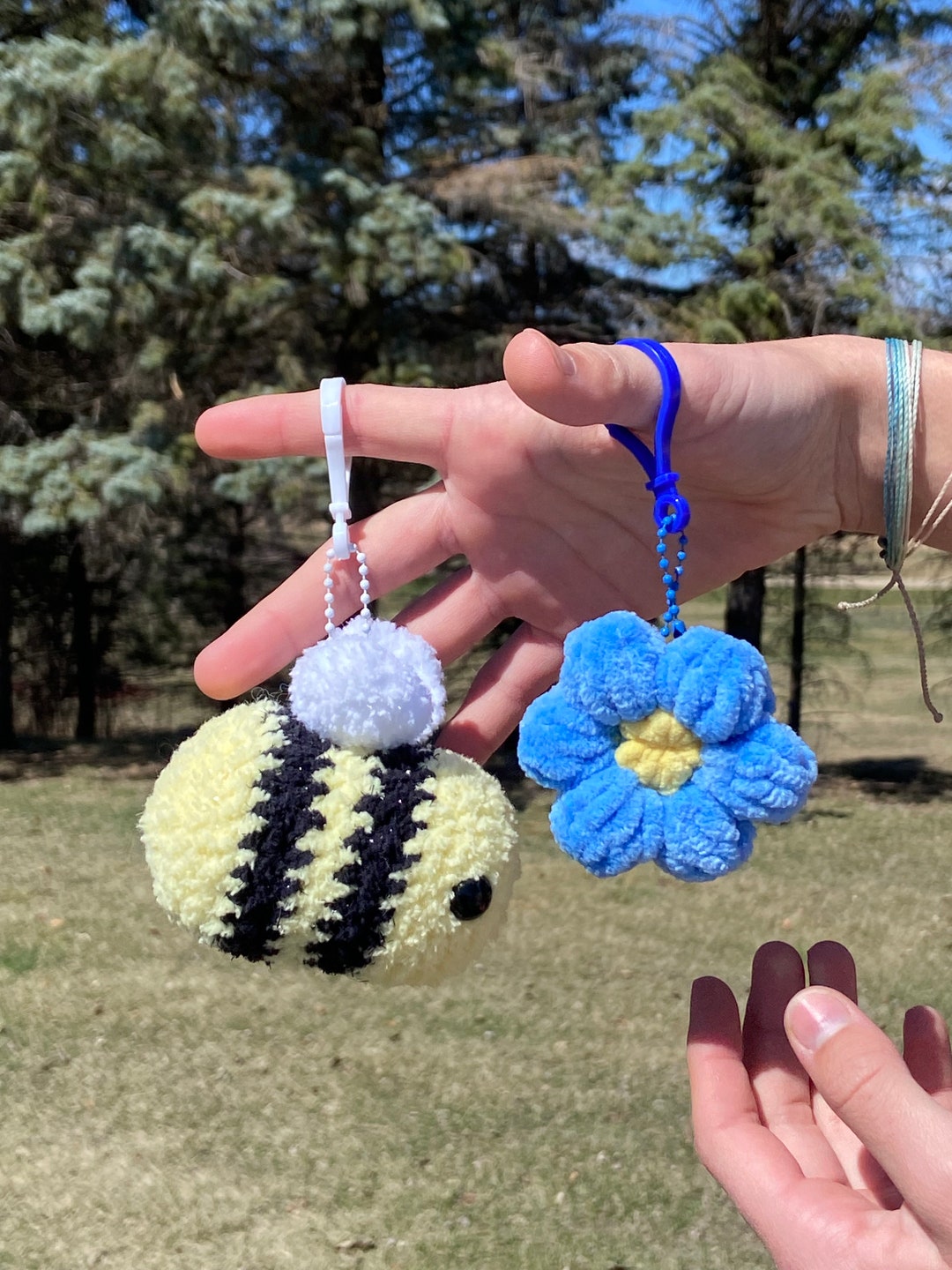 Keychain Bundle: Fuzzy Bee & Blue Flower - Etsy