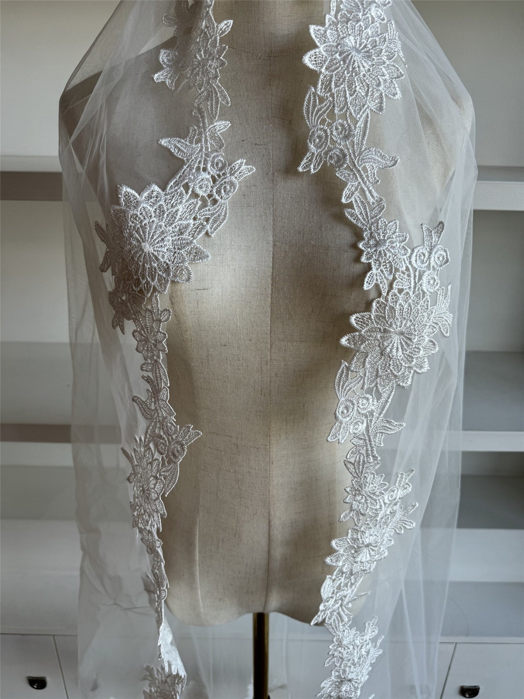 Simple Flower Lace Embroidery Veil, Floral Ivory Tulle Veil, Bridal ...