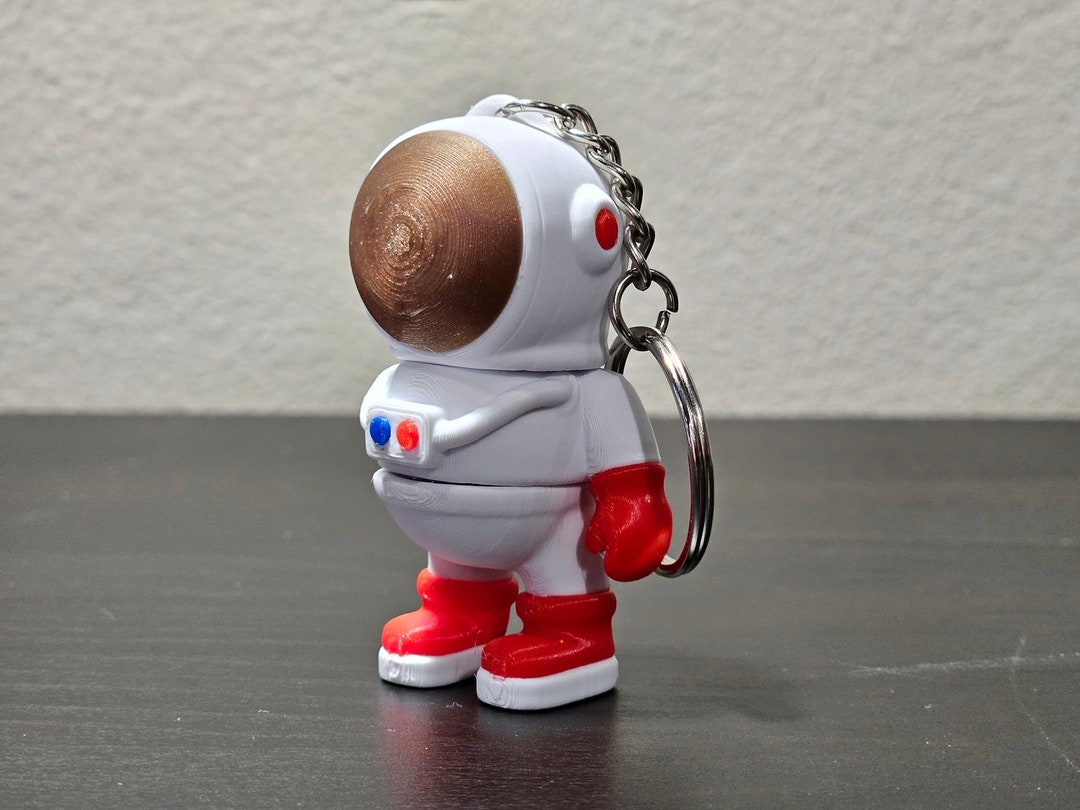Cute Tiny Space Astronaut Keychain - Etsy