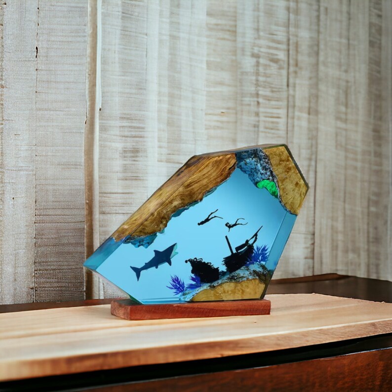 Shark and Divers Epoxy Resin Lamp, Custom Epoxy Lamp, Birthday Gift ...