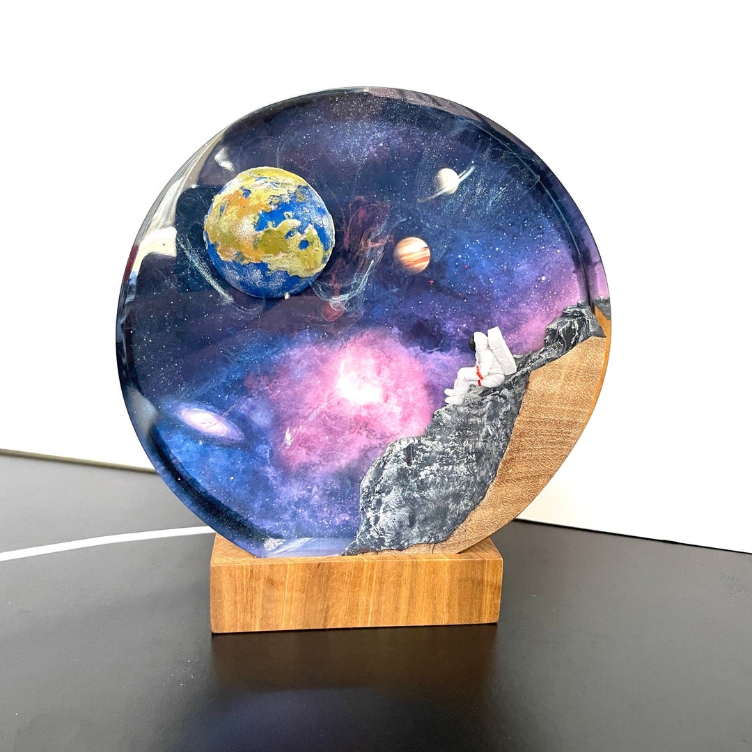 Astronauts and Earth Epoxy Resin Lamp Custom Epoxy Lamp - Etsy