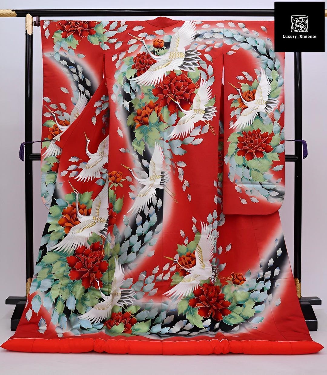 Uchikake Kimono Red Color Flying Crane Pattern Pattern Premium Pure ...
