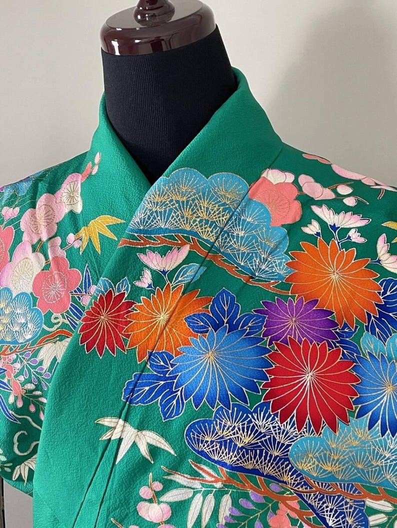 Japanese Kimono Furisode Luxurious Wedding Pure Silk Auspicious Flower ...