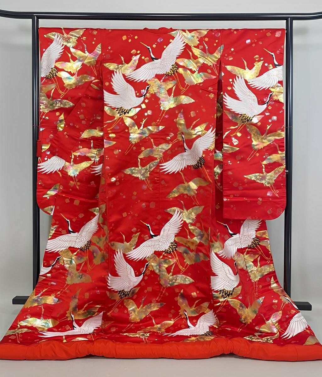 Uchikake Kimono Red Color Flying Crane Pattern Premium Pure Silk ...