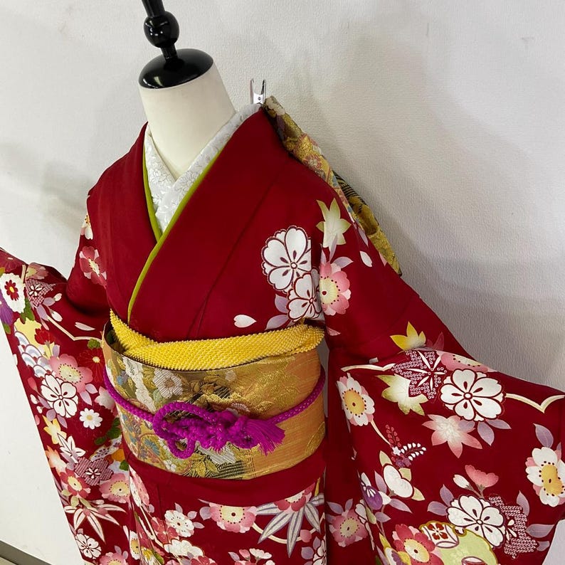 Japanese Kimono Furisode 7set Luxurious Wedding Pure Silk Classic ...