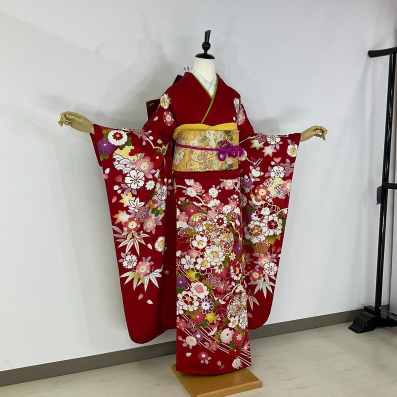 Japanese Kimono Furisode 7set Luxurious Wedding Pure Silk Classic ...