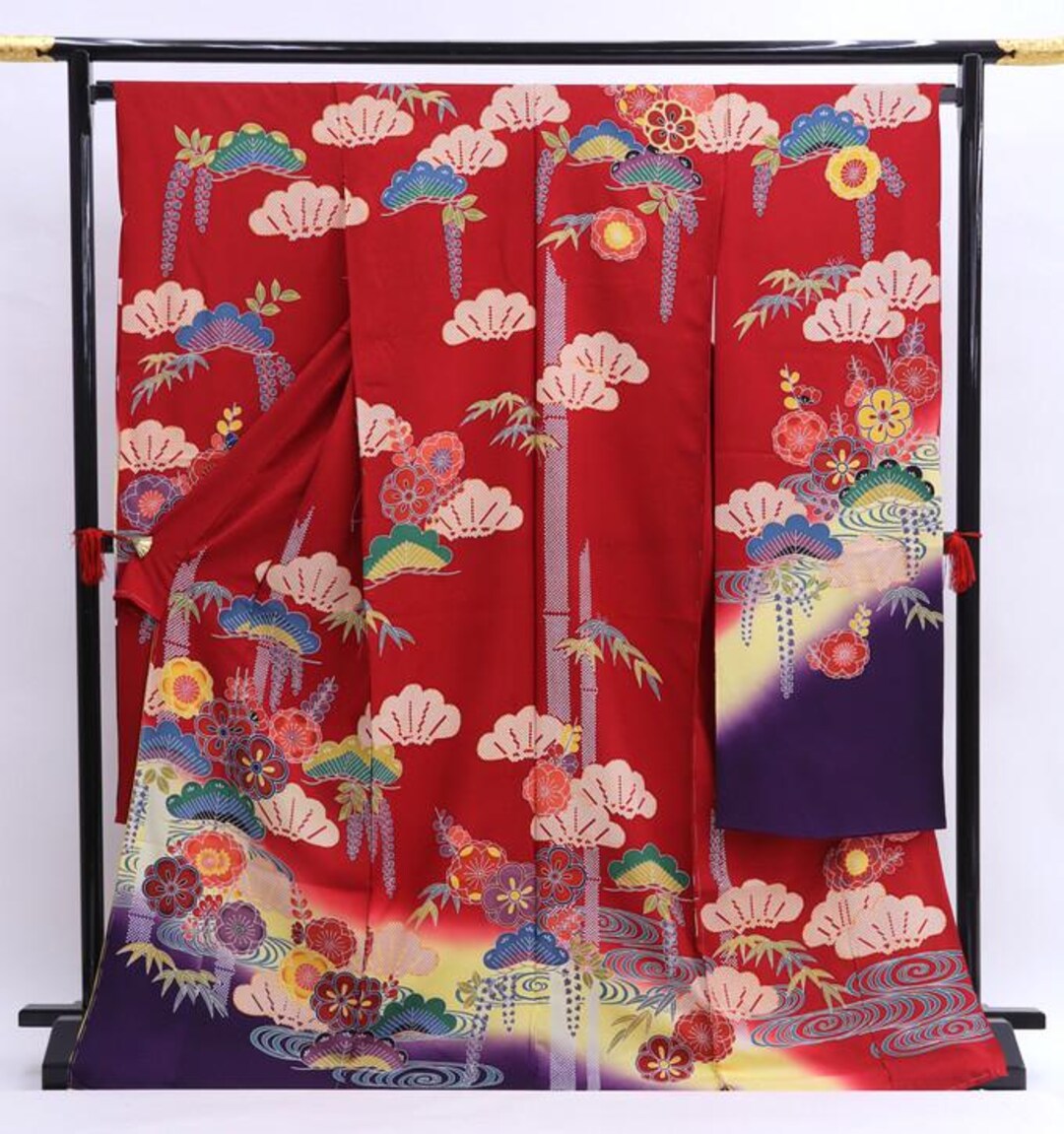 Japanese Kimono Furisode Luxurious Wedding Pure Silk Karieba Untailored ...