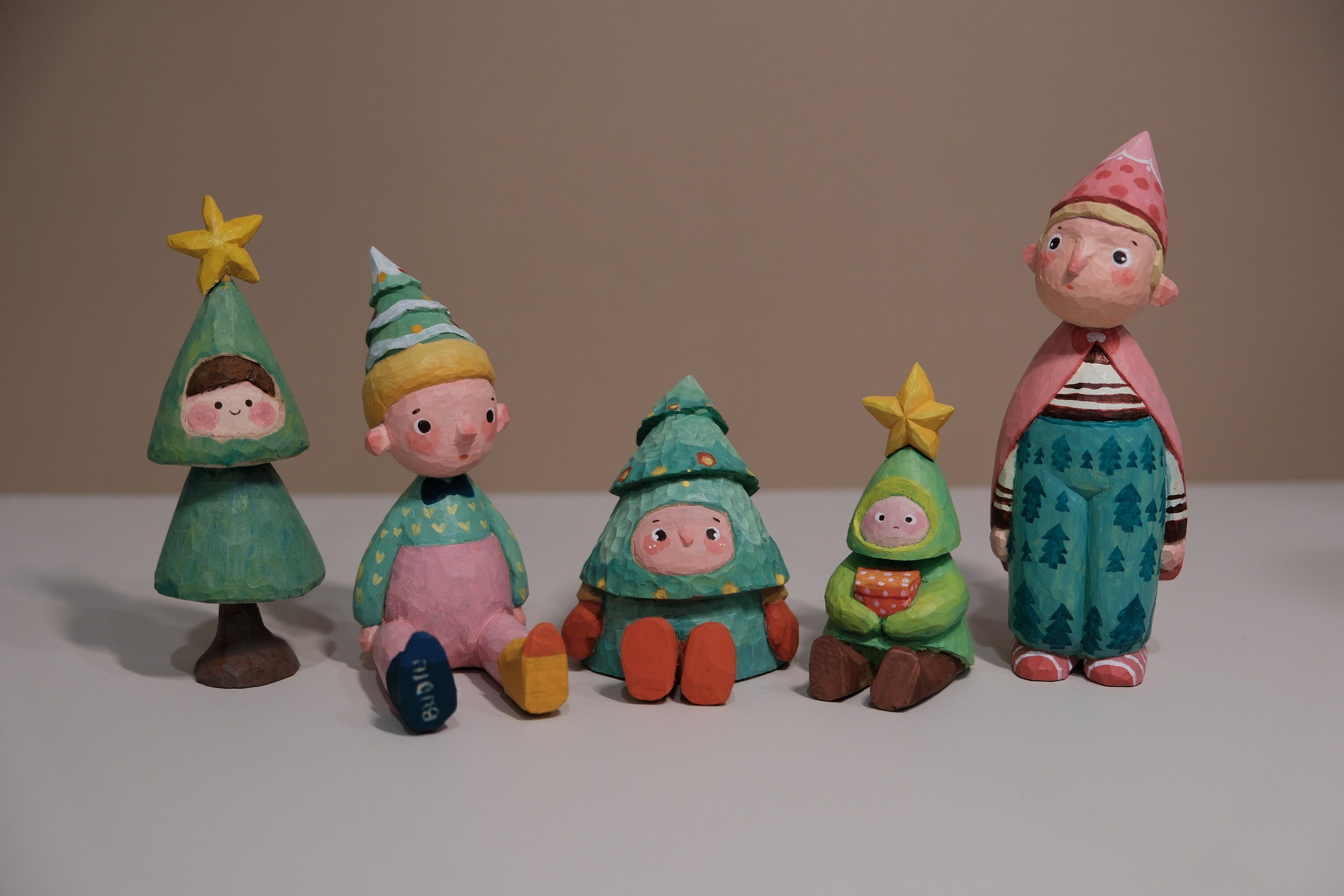 Christmas Elf Set Christmas Gift, Wood Figurine, Wood Carving, Wood Art ...