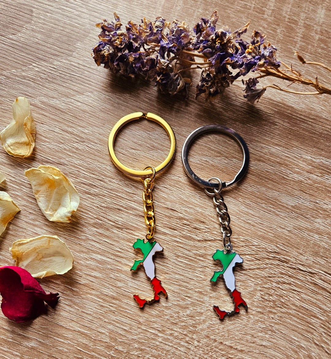 Italy Keychain Pendant Country Outline With Flag Gold Plated / Silver ...