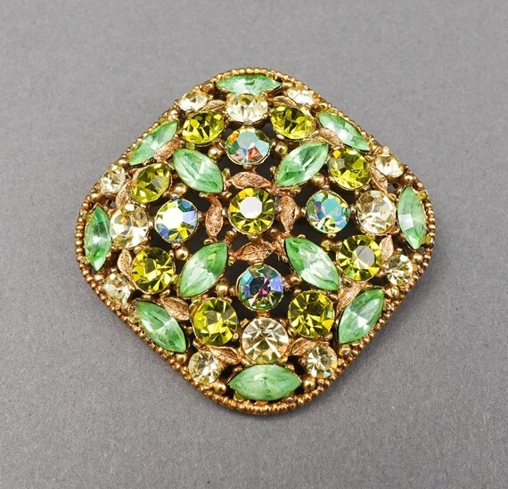 Regency Signed Vintage Green Glass Rhinestone Brooch … - Gem