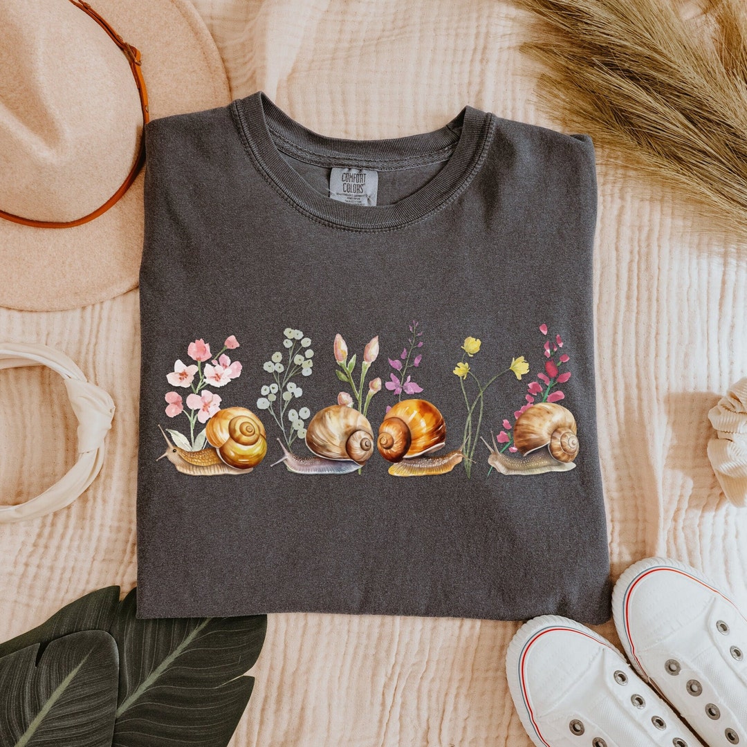 Snails Shirt, Snail Lover, Cottagecore Shirt, Gardening Shirt, Vintage ...