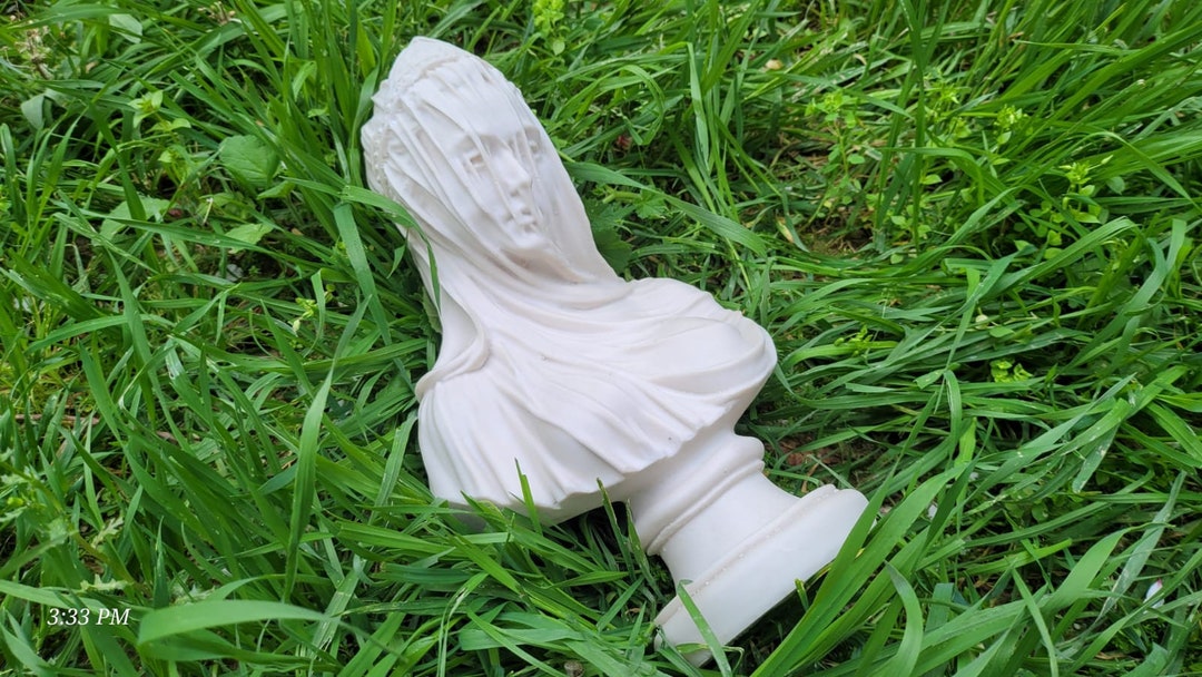 Bride Statue With Veil, Bride Statue Bust With Veil, World History ...