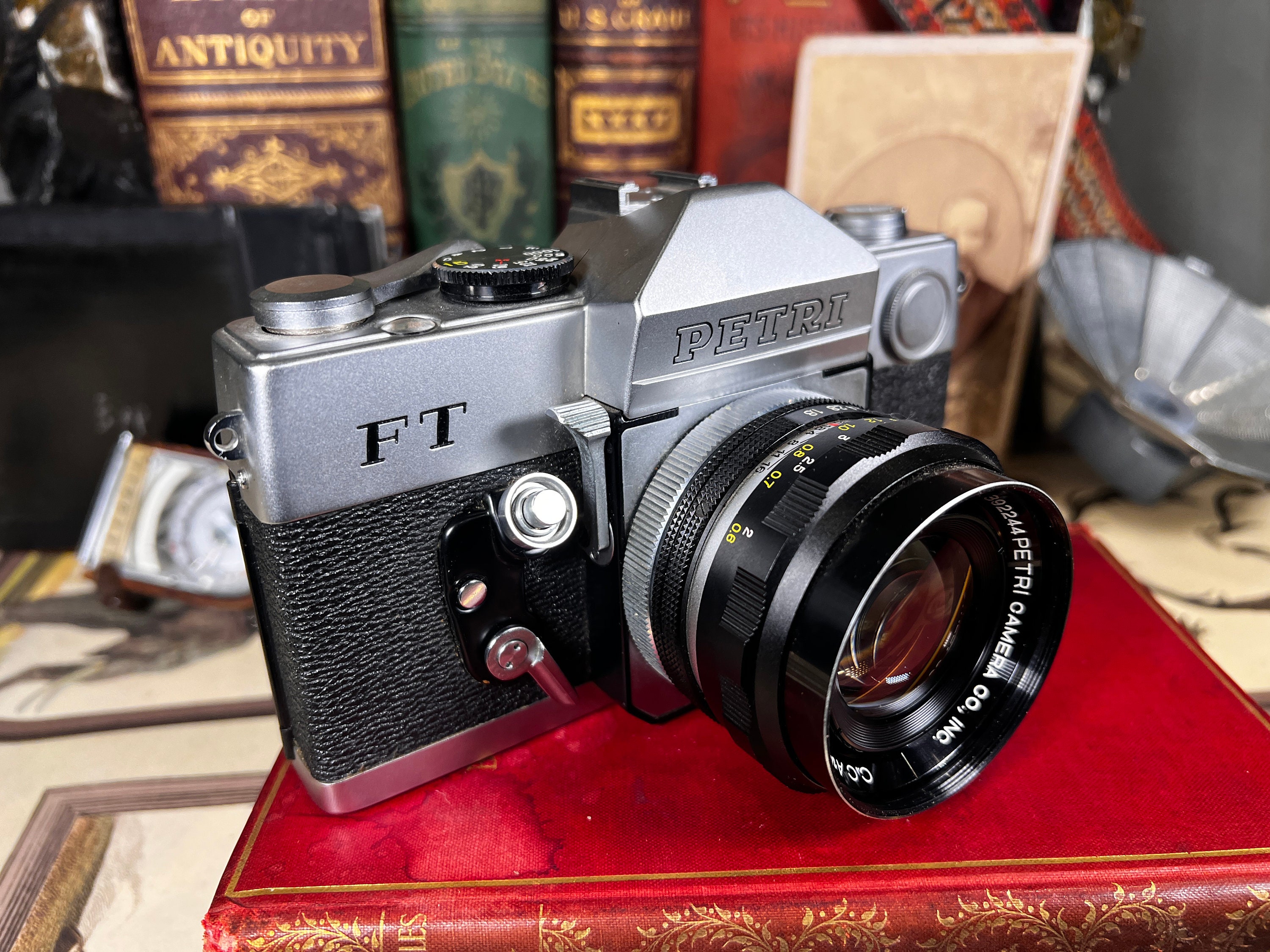 Petri FT Camera and Petri 1:1.8 F55mm Lens - Etsy