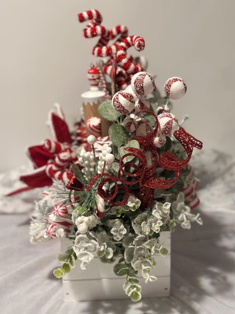 Handcrafted Merry Christmas Centerpiece Festive Gingerbread & Candy ...