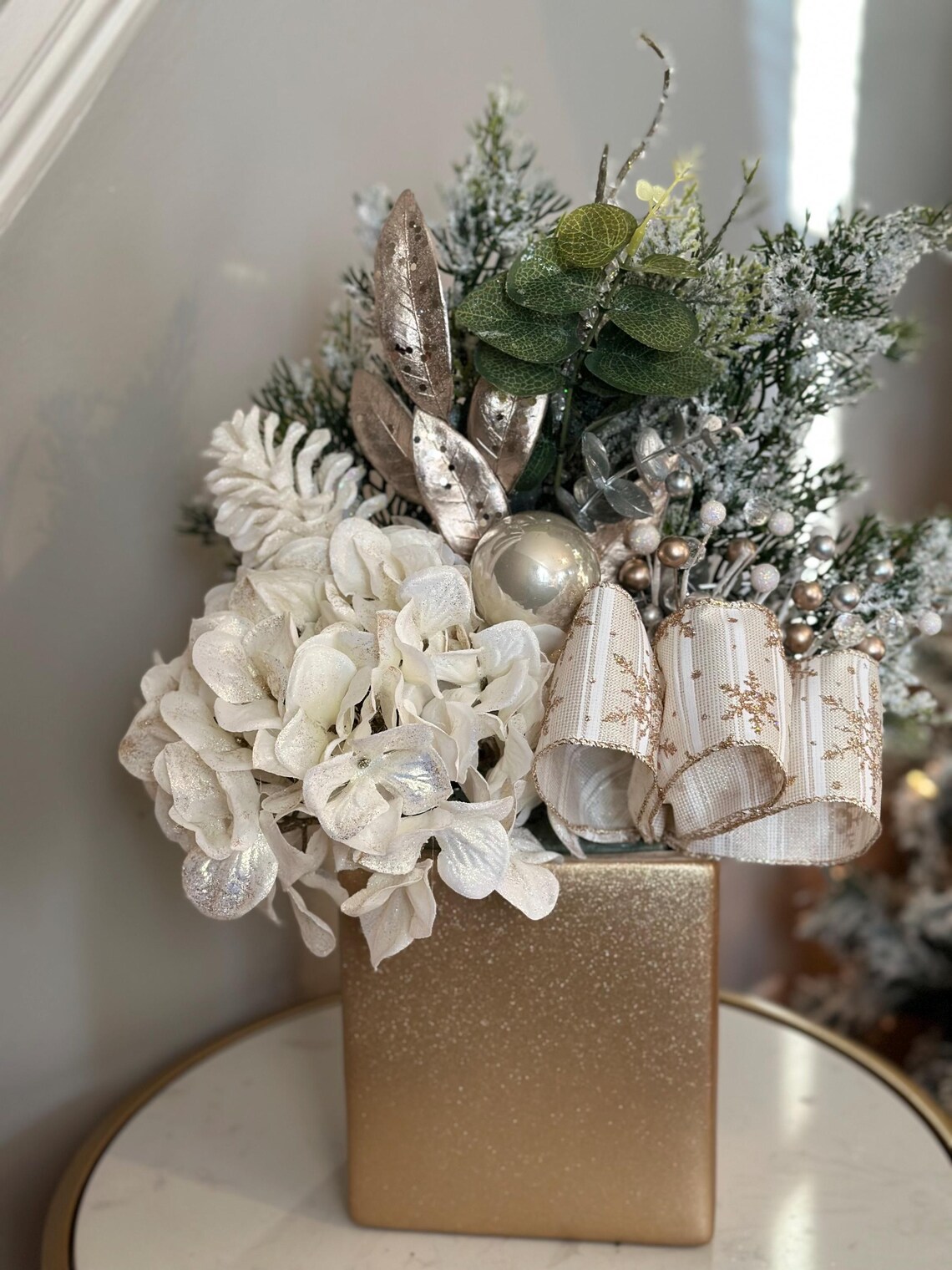 Elegant Winter Wonderland Floral Arrangement – White Hydrangeas, Gold ...