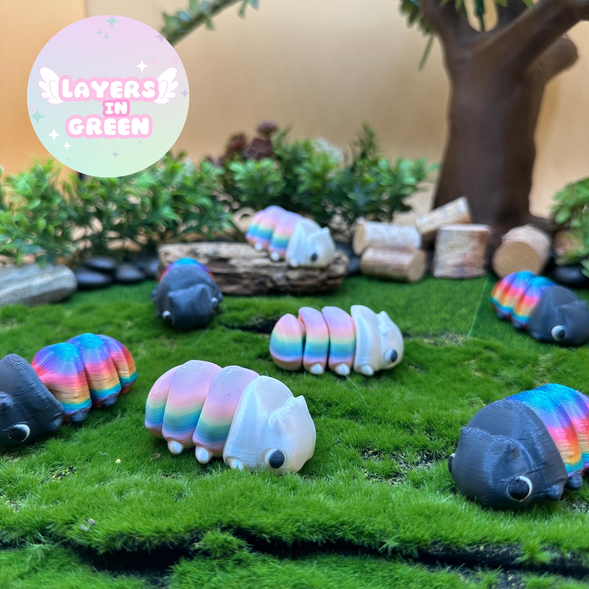 3D Printed Articulating Grub 3 Regular or Keychain - Etsy