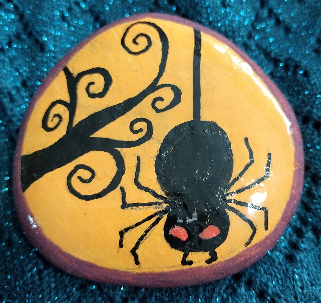 Spider Painted Rock - Etsy
