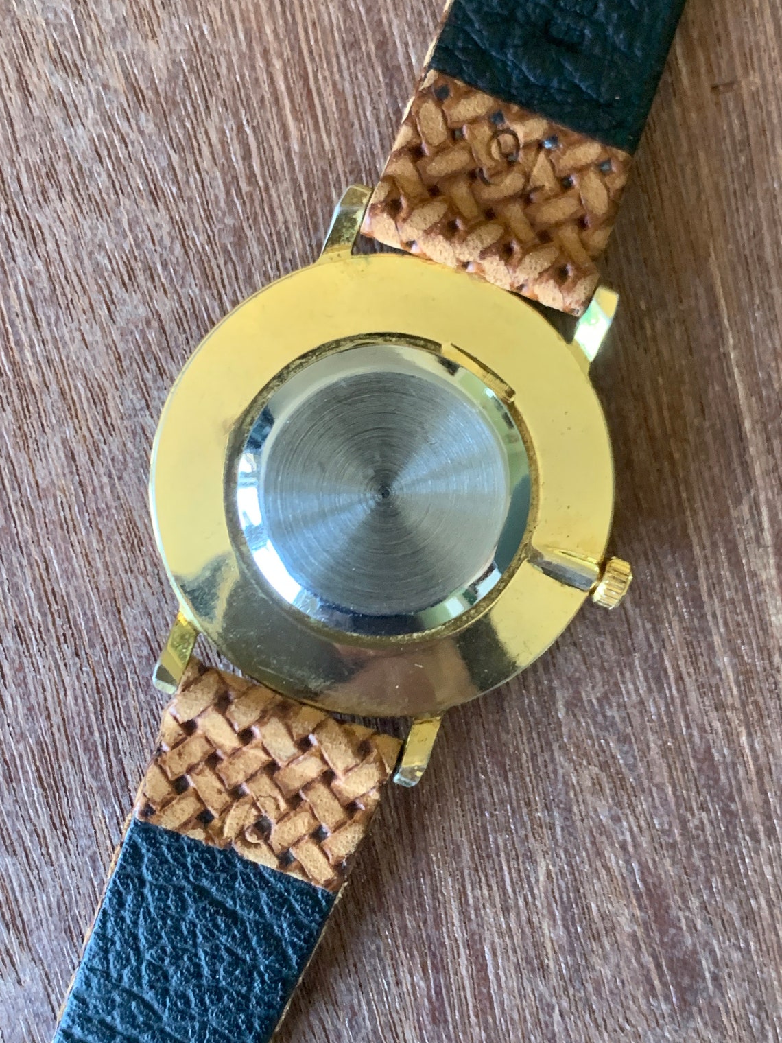 1990s Faux Stone and Gold sundial Watch From Giordano. Inset Roman ...