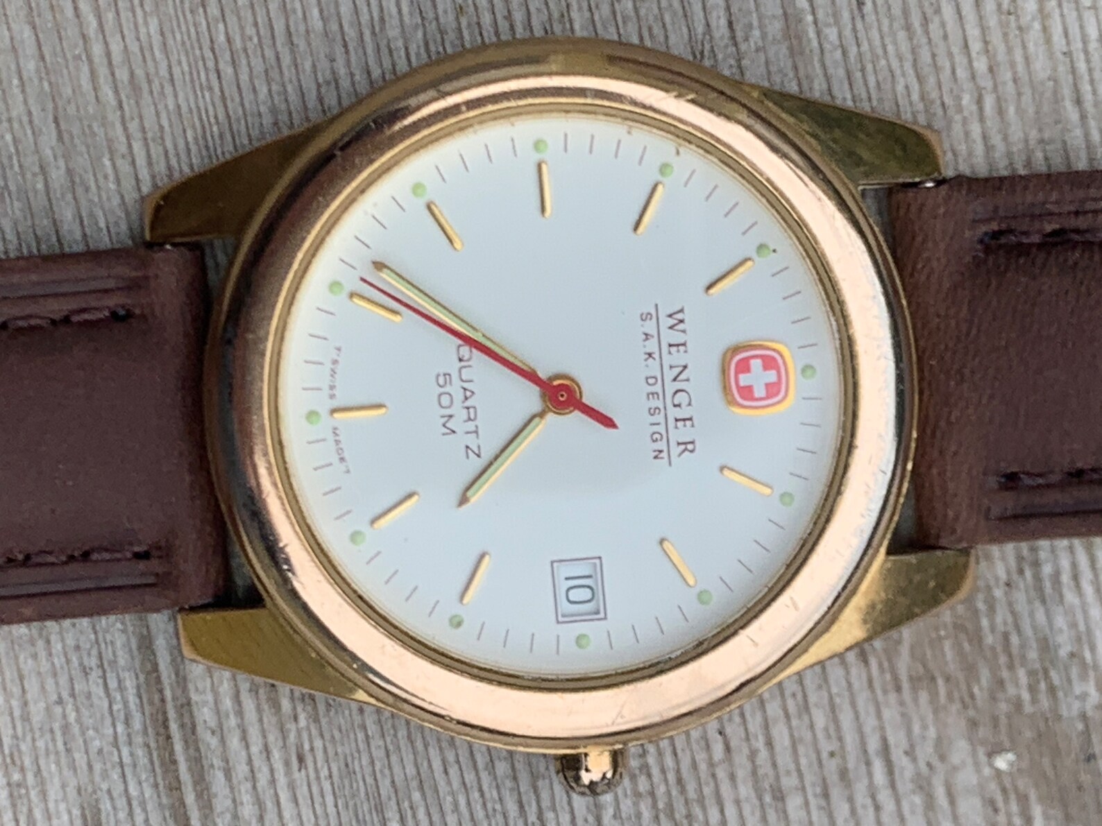 Wenger SAK Design Swiss Army Style 1990s Gold Quartz Watch Gold Bezel ...