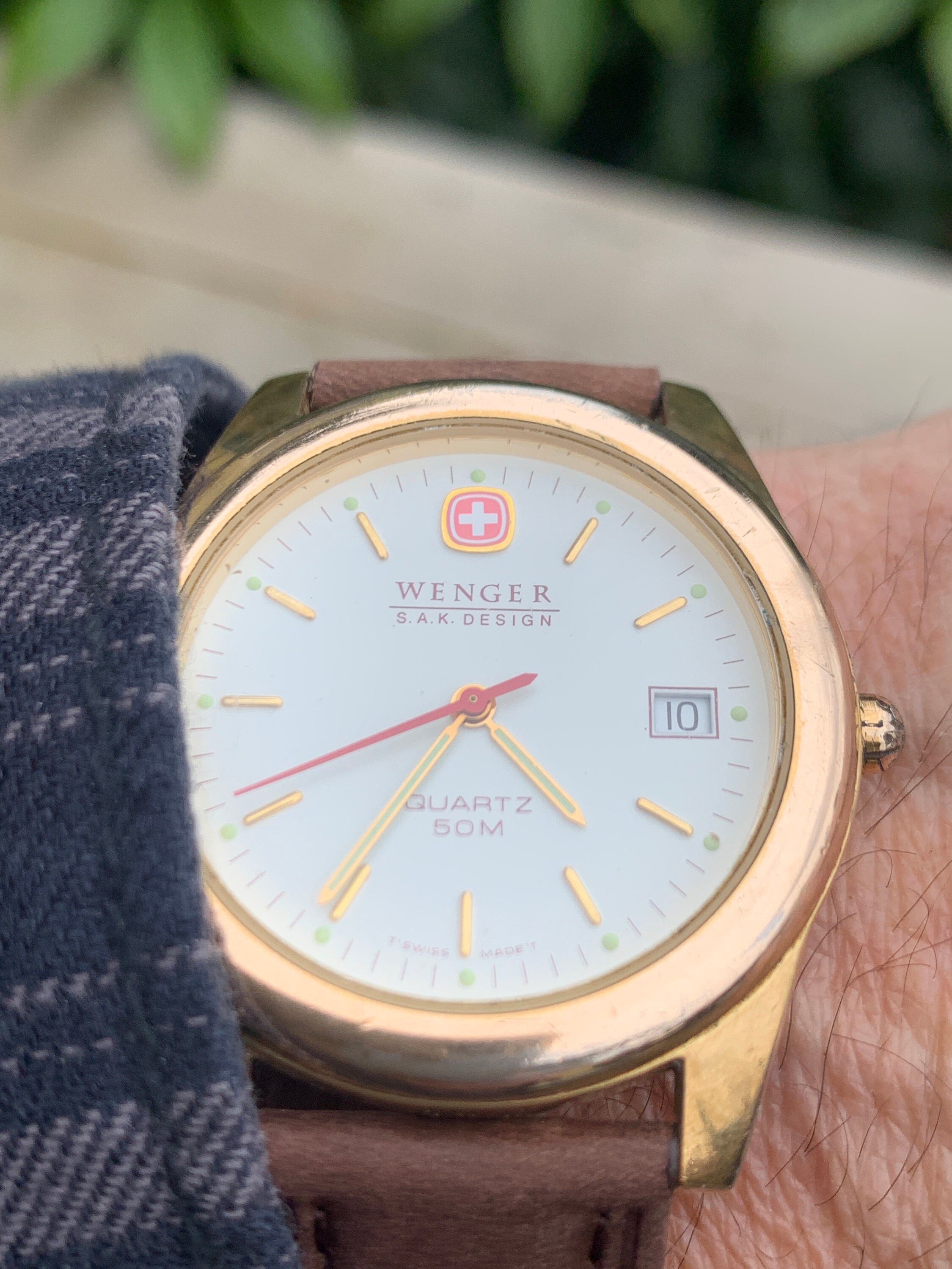 Wenger SAK Design Swiss Army Style 1990s Gold Quartz Watch Gold Bezel ...