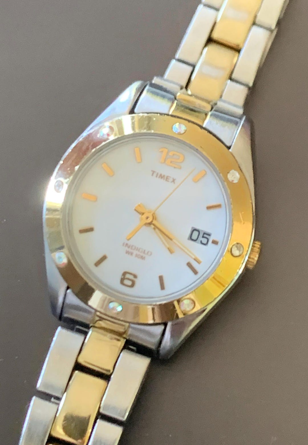 Elegant Timex Indiglo Women's Watch - 2003 Classic White Dial W ...