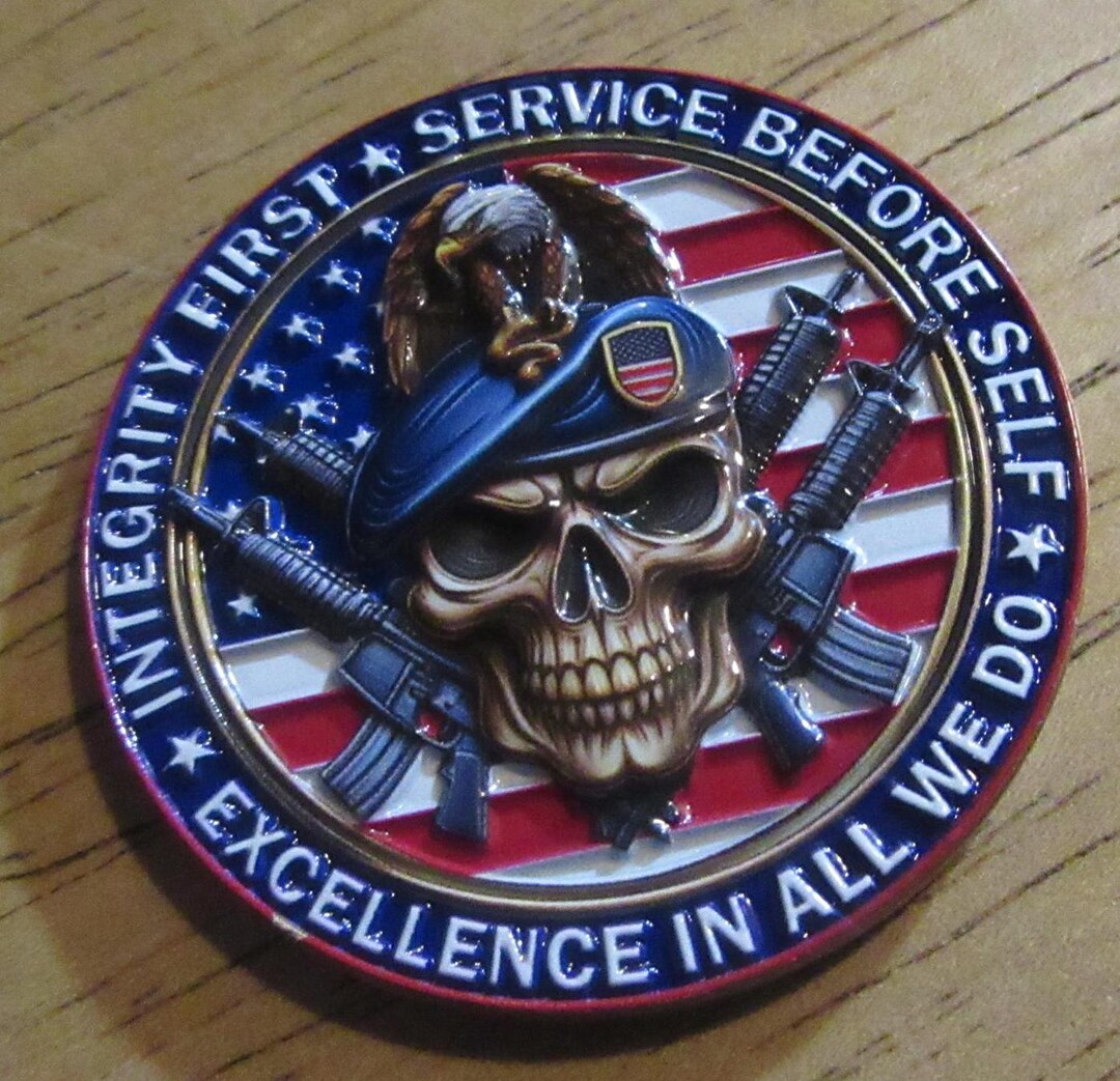 3D Military Style Badge for Airman, Skull and Bald Eagle Design Coin ...