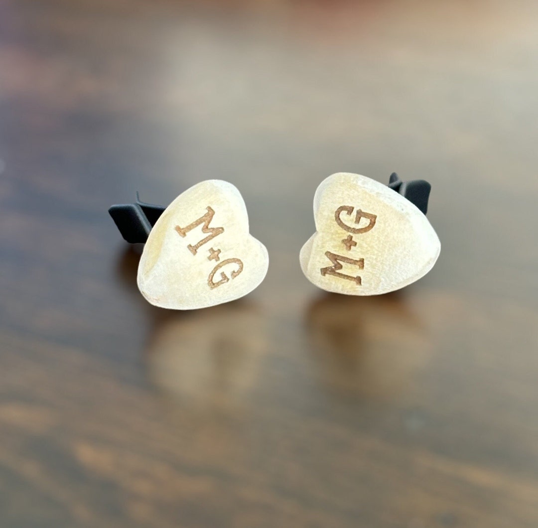 Two Letters Wooden Heart Air Vent Clip Accessory With Couples Initials ...